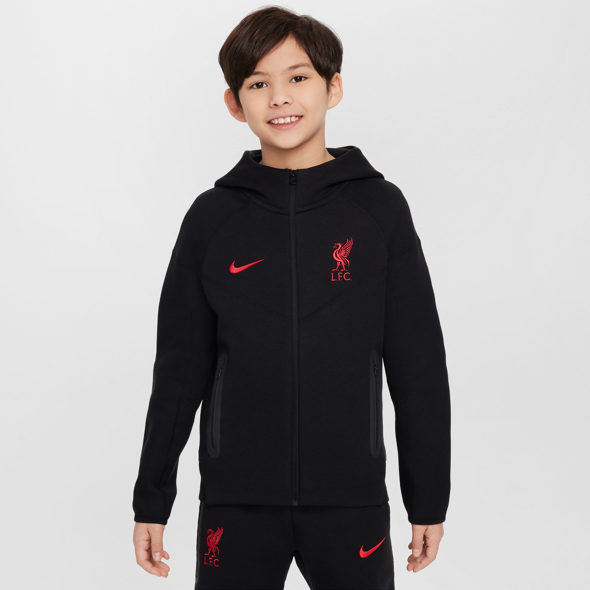 LIVERPOOL JUNIOR TECH FLEECE 2024-25 | CalcioItalia.com